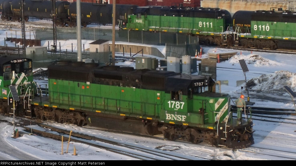 BNSF 1787